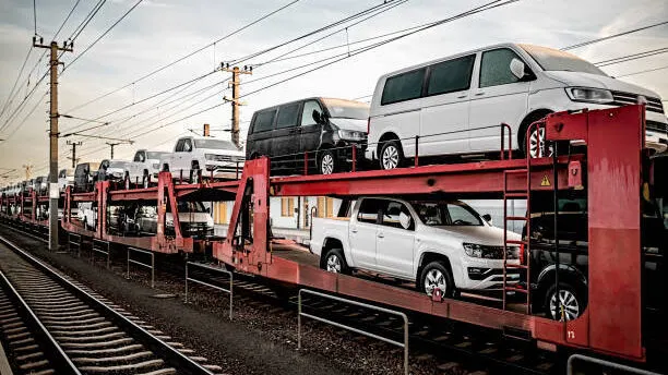How to Ship a Car Across Country by Train